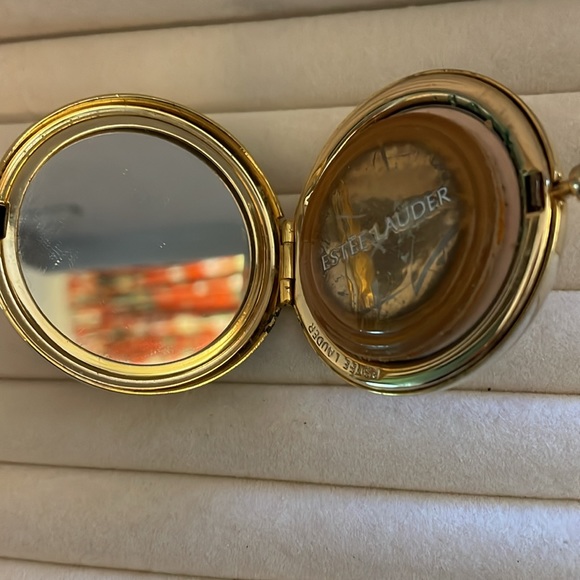 Estee Lauder | Makeup | Vintage Este Lauder Compact Transparent Powder ...